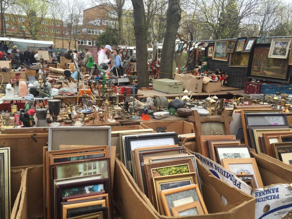 Flohmarkt am Mauerpark in Berlin | Öffnungszeiten, Adresse und ...